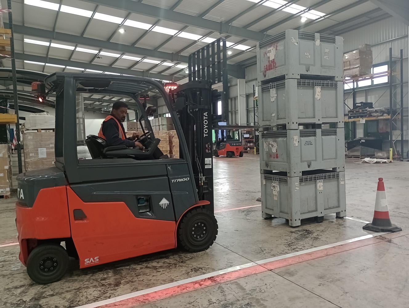 Counterbalance Forklift Courses | Elevatus Training Sheffield | ITSSAR Accredited | Elevate Your ...